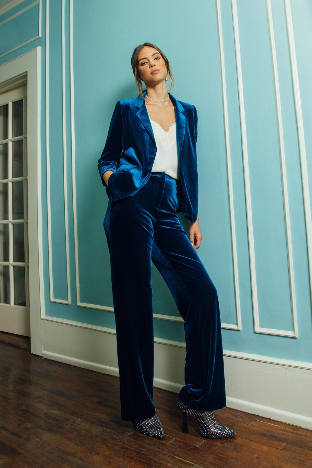 Lookbook – SKIES ARE BLUE